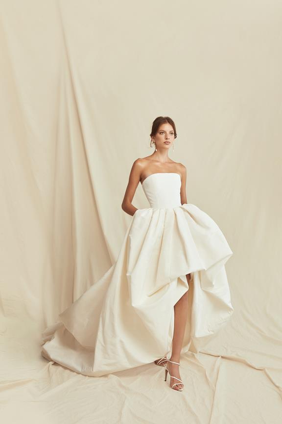 30 robes de mariée mini : courtes, très courtes pour plus de sensualité