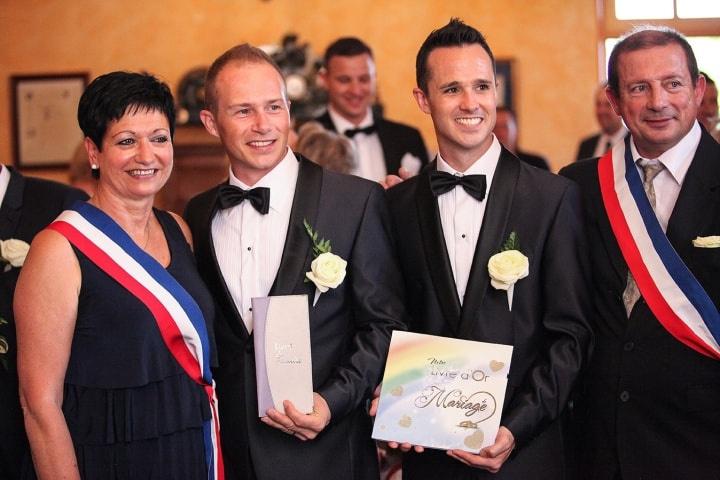 Mariage LGBT+ : les plus belles photos de couples gays et lesbiens