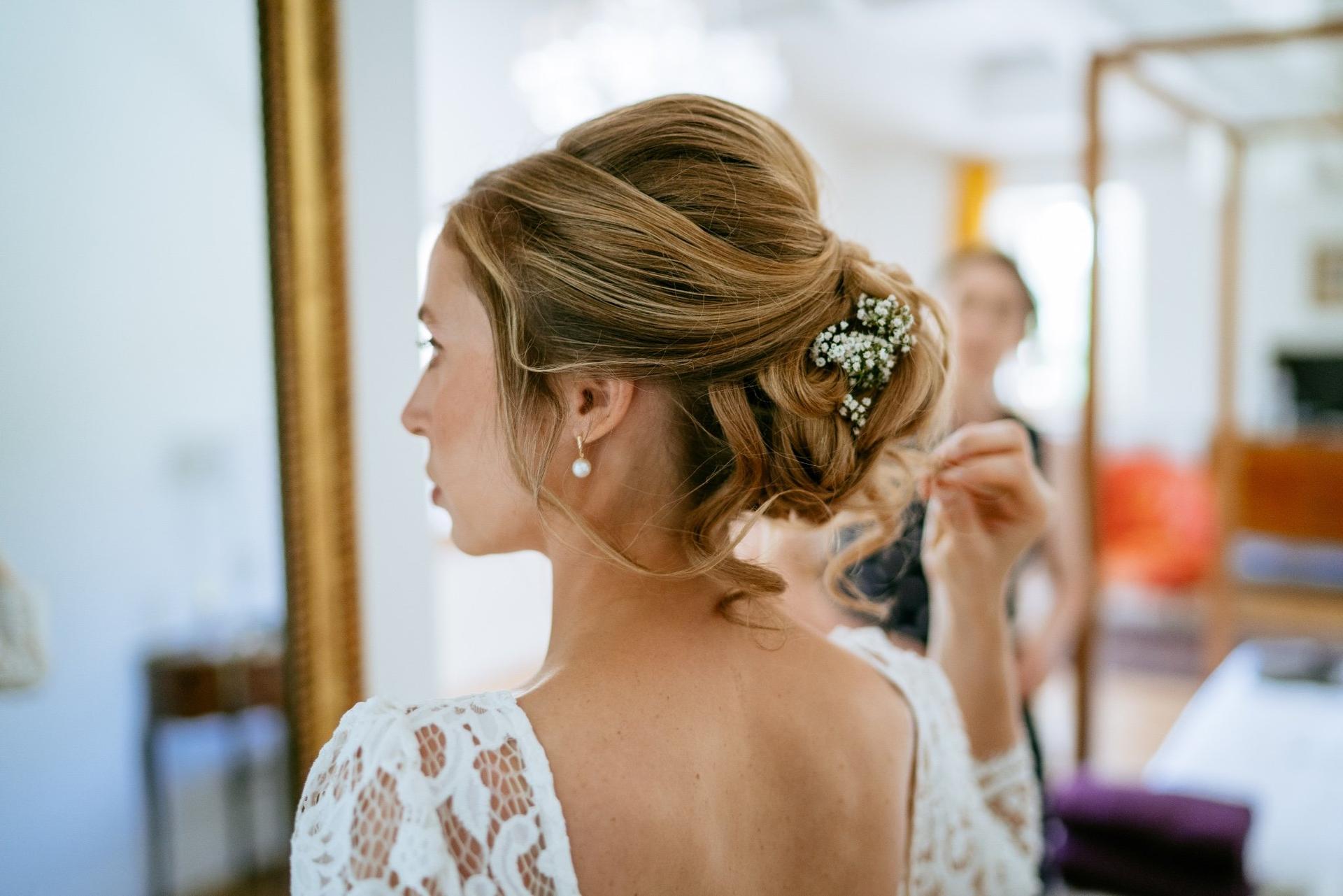 Les 50 plus beaux chignons de mariée de l’année