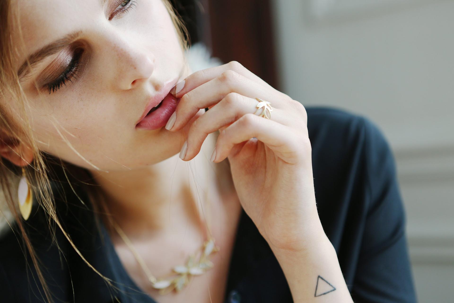 4 astuces beauté pour des mains resplendissantes le jour J