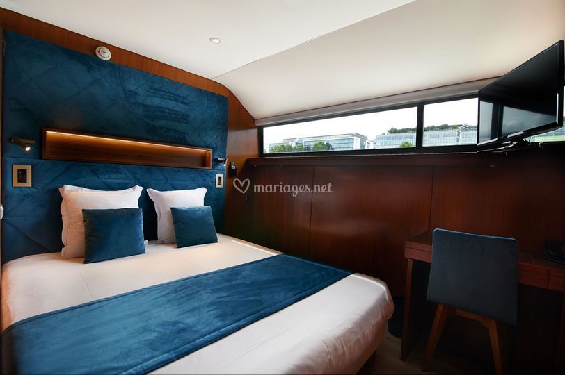 VIP Paris Yacht Hôtel